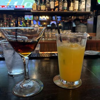 SHIPMATES RESTAURANT & SPORTS BAR - Updated October 2024 - 431 Photos ...