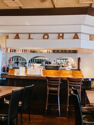 ALOHA TABLE - Updated November 2024 - 2043 Photos & 861 Reviews - 2238 ...