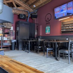 PIECE BREWERY AND PIZZERIA - Updated July 2025 - 1542 Photos & 3918 ...