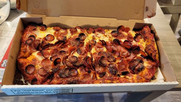 IMPERIAL PIZZA - Updated November 2025 - 26 Photos & 24 Reviews - 1665 ...