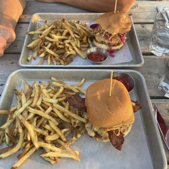 BRAZEN HALL - Updated December 2025 - 134 Photos & 78 Reviews - 800 ...