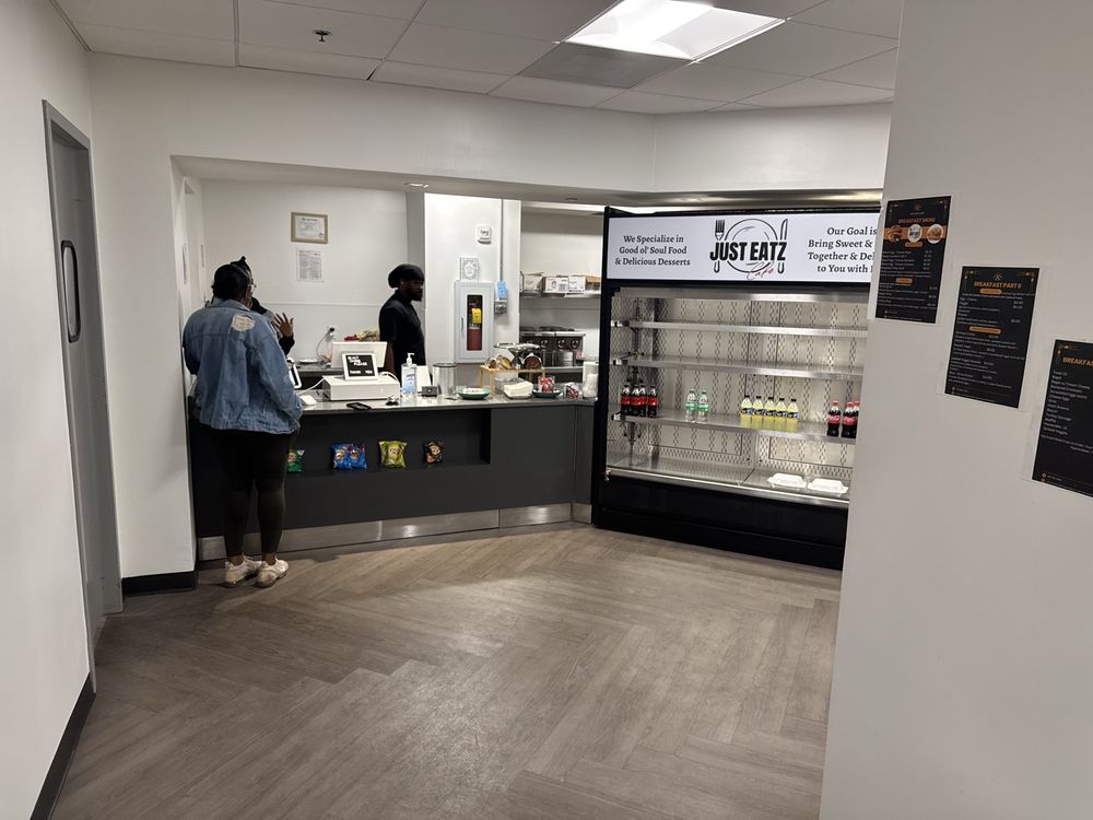 JUST EATZ CAFE - Updated August 2025 - 18 Photos - 2727 Paces Ferry Rd ...