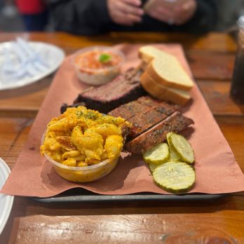 ERIC’S FAMILY BARBECUE - Updated March 2025 - 670 Photos & 905 Reviews ...