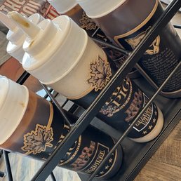 THE MAPLE PIG - Updated December 2025 - 18 Photos & 10 Reviews - 710 ...