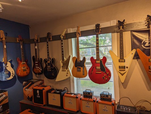 THE GUITAR LOUNGE - Updated October 2025 - 72 Photos - 2527 Ave P ...