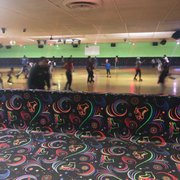 MARKHAM ROLLER RINK - 16630 Dixie Hwy, Markham, Illinois - Skating ...