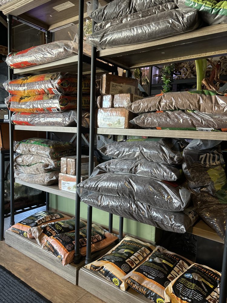 CLEVELAND’S AQUATICS REPTILES EXOTICS - Updated December 2025 - 12 ...