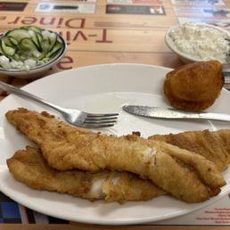 T-VILLE DINER - Updated June 2025 - 46 Photos & 56 Reviews - 132 W Main ...