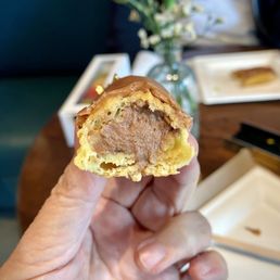 ID-ECLAIR - Updated December 2025 - 567 Photos & 195 Reviews - 169 W Green St, Pasadena ...