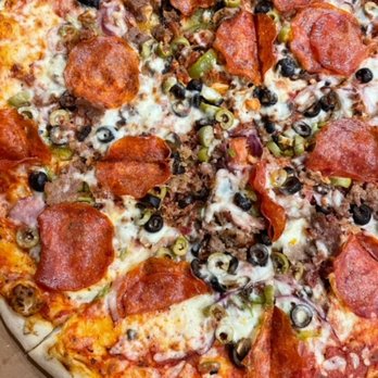 WOLVERINE PIZZA - Updated December 2025 - 12 Photos & 39 Reviews - 1550 ...