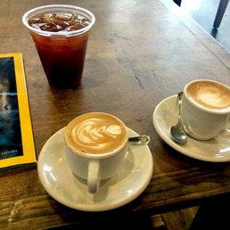 LAMPPOST COFFEE - 254 Photos & 260 Reviews - Coffee & Tea - 1205 Round ...