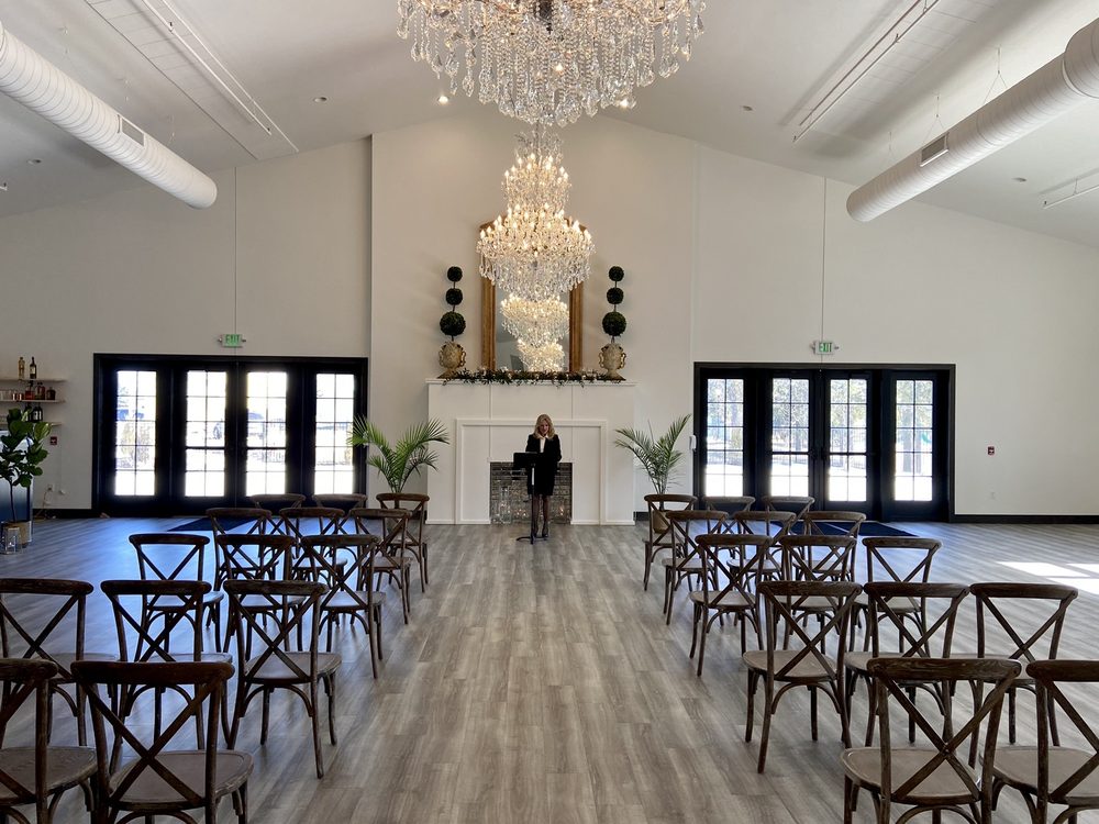 LEDGECREST RESERVE - Updated March 2025 - 2200 Dickinson Rd, De Pere ...