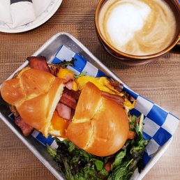 THE COMUS INN - Updated July 2025 - 411 Photos & 298 Reviews - 23900 ...