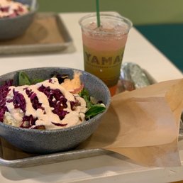 YAMAS MEDITERRANEAN STREET FOOD - Updated July 2024 - 209 Photos & 204 ...