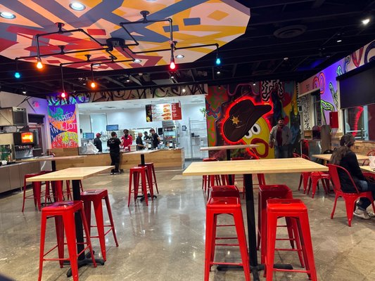 DAVE’S HOT CHICKEN - 26 Photos & 20 Reviews - 1700 Market Place Blvd ...