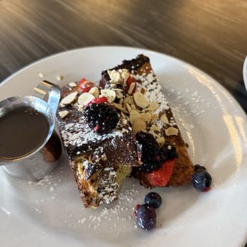 CLIFF DINING PUB - Updated October 2025 - 764 Photos & 684 Reviews ...