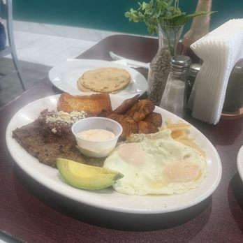 TIA MARIA’S KITCHEN - Updated April 2026 - 111 Photos & 81 Reviews ...