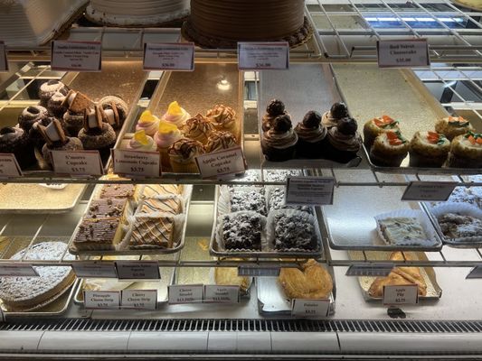 LA BON BAKE SHOPPES - Updated October 2025 - 67 Photos & 73 Reviews ...