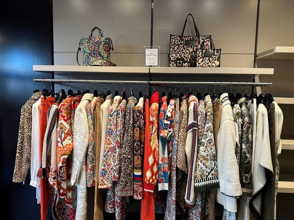 ETRO OUTLET - Updated January 2026 - 2774 Livermore Outlets Dr ...