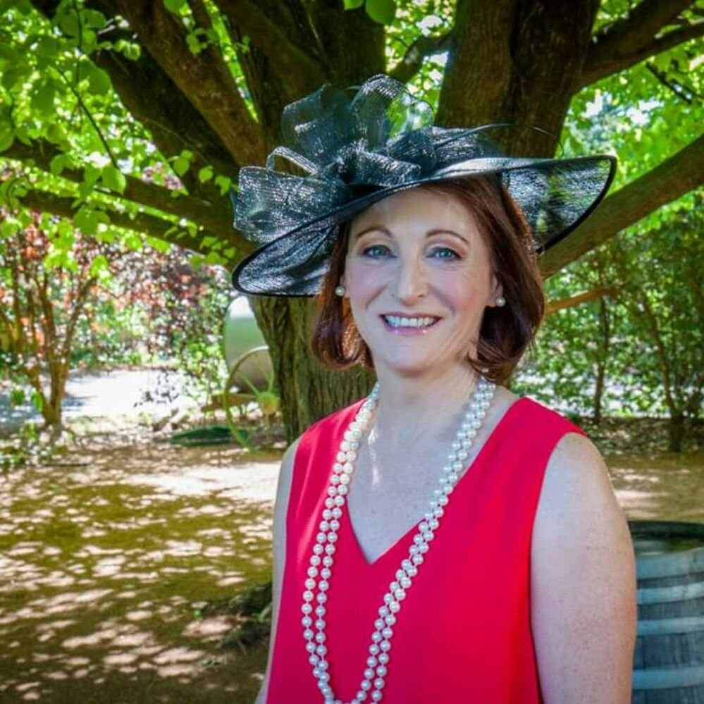 SARAH BATES - FREELANCE MAKEUP ARTIST - Request an Appointment - 11 ...