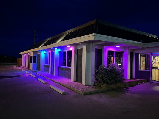 ALBERTO’S CRYSTAL CAFE - Updated December 2025 - 49 Photos & 68 Reviews ...