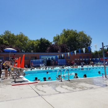 GRANT POOL - Updated October 2025 - 19 Photos - 2300 NE 33rd Ave ...