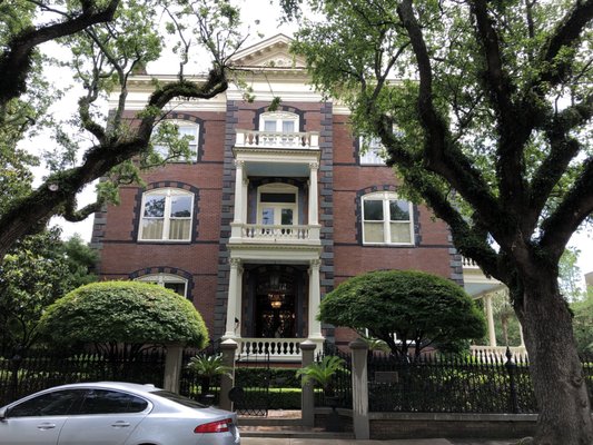 CALHOUN MANSION - Updated December 2025 - 61 Photos & 113 Reviews - 16 ...