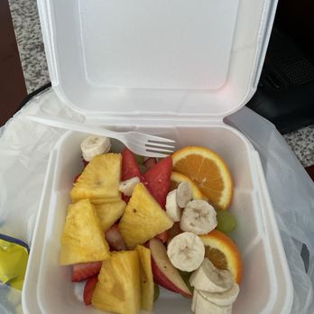 HAPPY DINER - Updated June 2024 - 628 Photos & 530 Reviews - 617 S ...