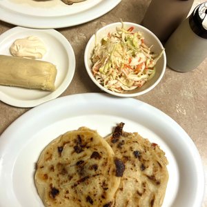 PUPUSERIA SALVADORENA - 190 Photos & 408 Reviews - 1403 Maple Ave ...