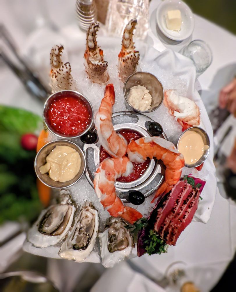 DAL RAE RESTAURANT - 2369 Photos & 1781 Reviews - 9023 E Washington ...