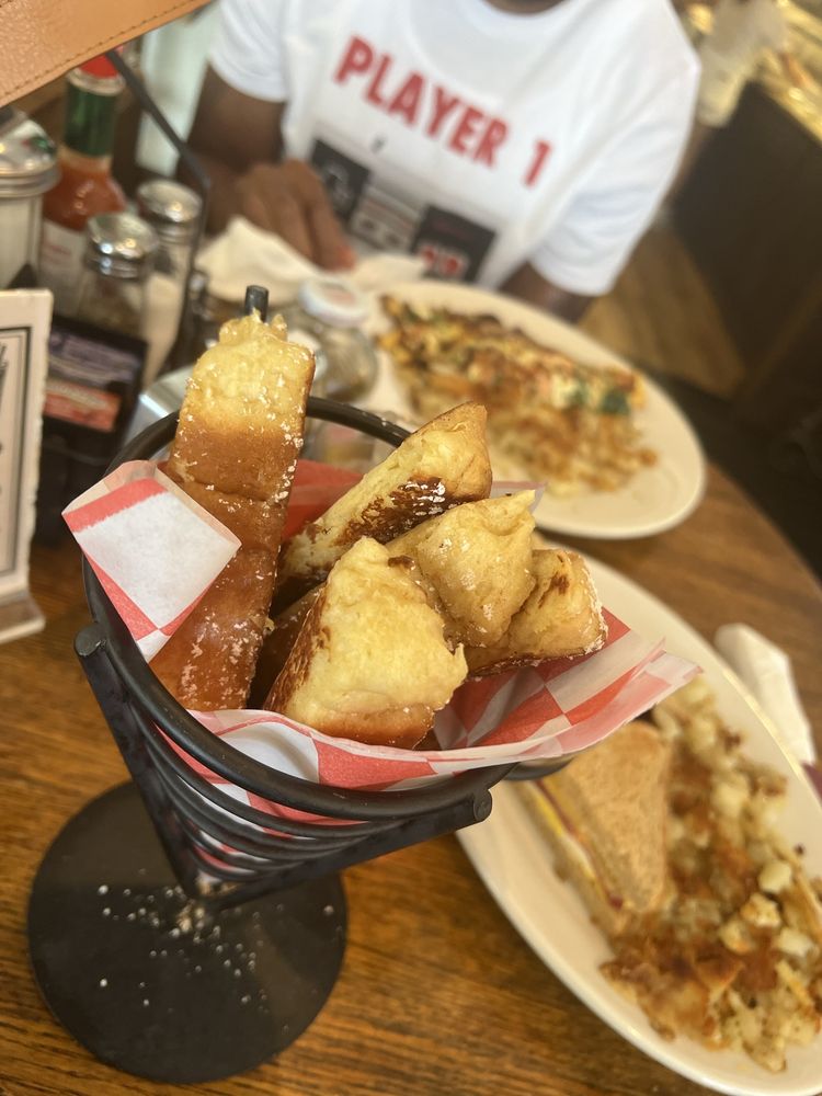 CAFE ATLANTIC - Updated June 2026 - 31 Photos & 18 Reviews - 706 ...