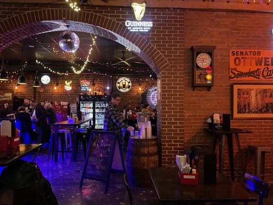 SNEAKY’S BAR & BURGER JOINT - Updated December 2025 - 104 Photos & 69 ...