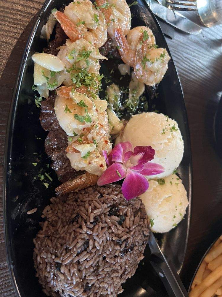 LA MESA - Updated December 2024 - 26 Photos & 22 Reviews - 8405 Mills ...