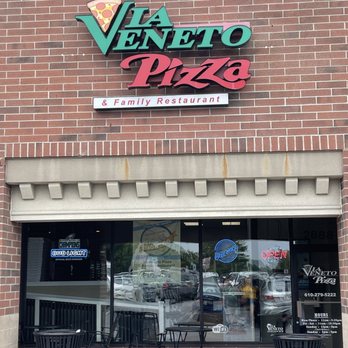 VIA VENETO PIZZA - 108 Photos & 137 Reviews - 2688 Dekalb Pike, East ...