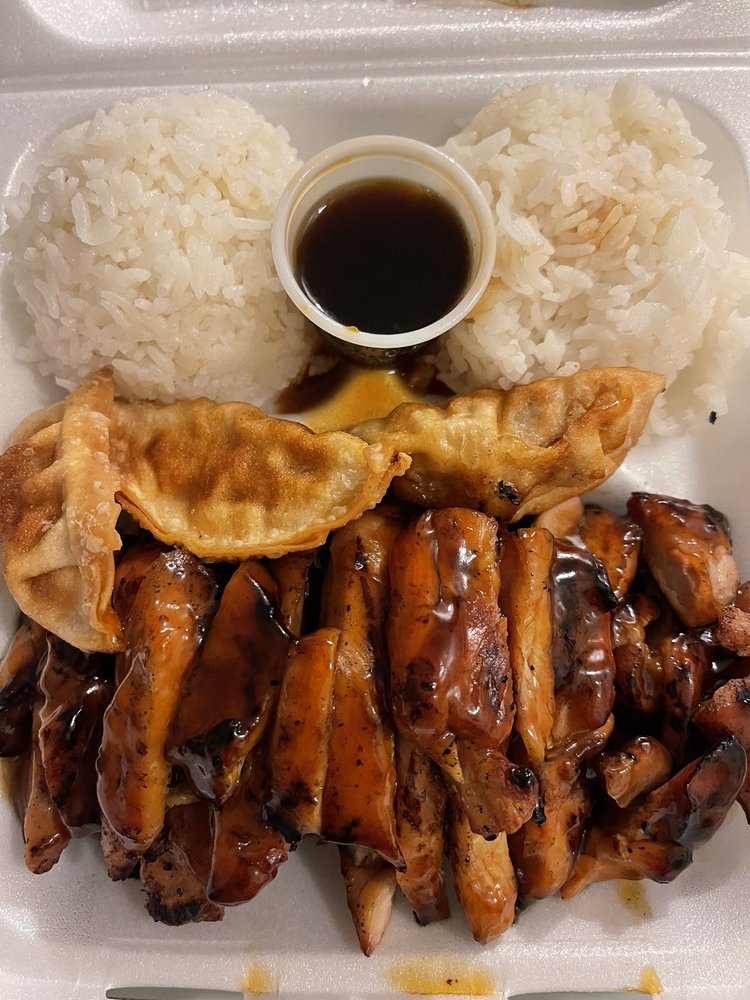 NORI PRESTO - 77 Photos & 117 Reviews - 4710 4th St NE, Renton, WA ...