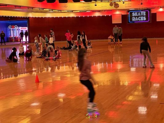 SKATE CENTER SMYRNA - Updated October 2025 - 27 Photos & 17 Reviews ...