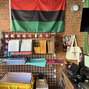 THE UPS STORE - Updated July 2025 - 17 Photos - 2224 Avenue U, Brooklyn ...