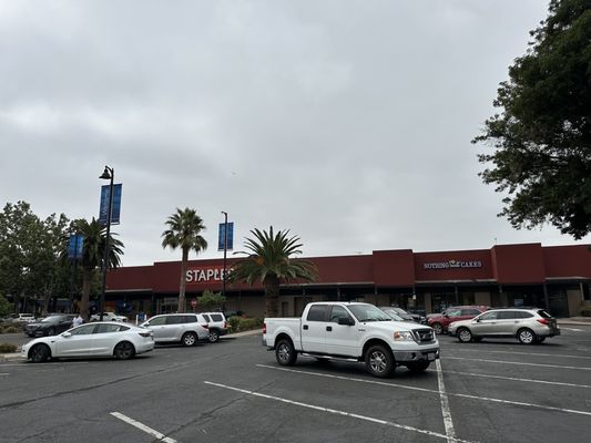 THE FREMONT HUB - Updated June 2025 - 121 Photos & 75 Reviews - 39261 ...