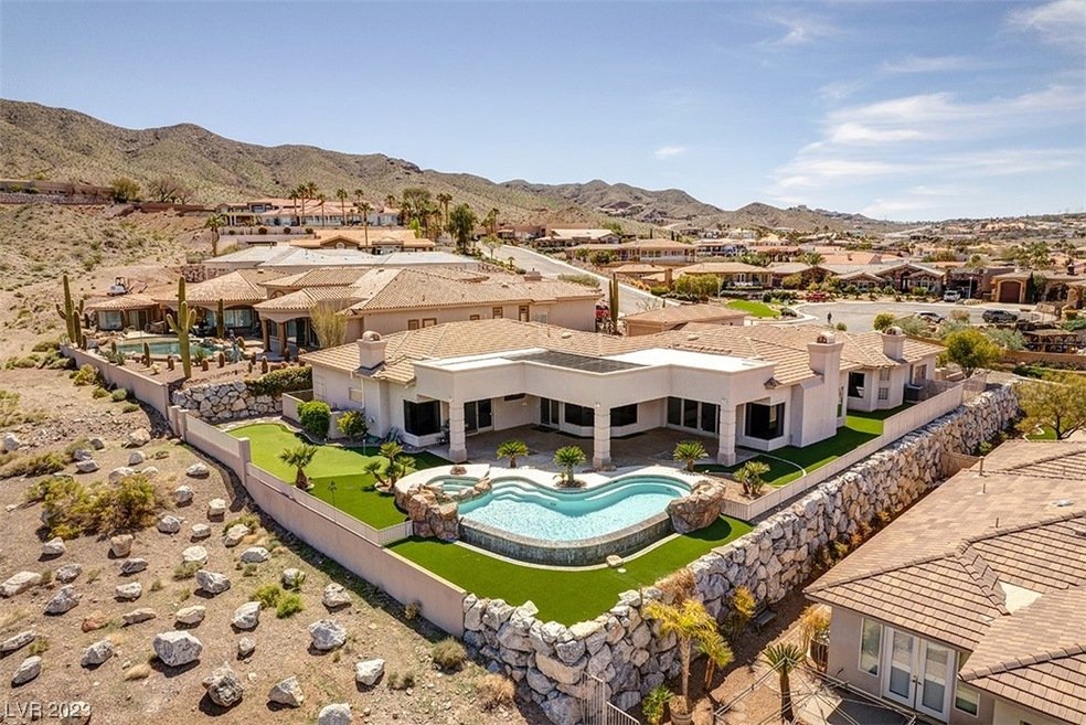 BIGHORN POOLS - Updated January 2026 - 1557 Foothill Dr A102, Boulder ...