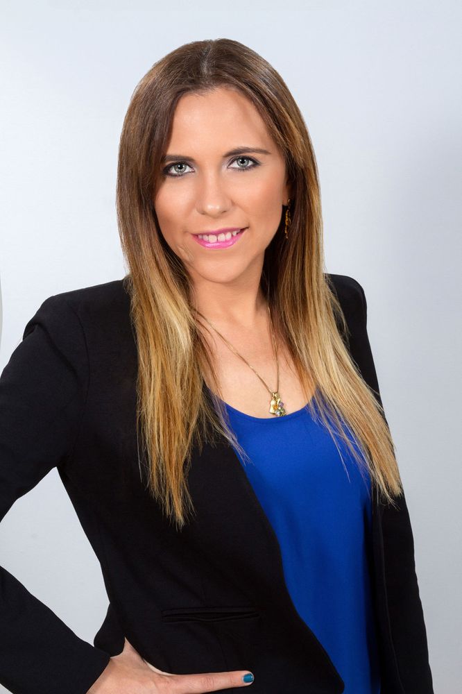 DANITZA PERDOMO - SANTOS REALTY GROUP - 2000 NW 150th Ave, Miami, FL - Yelp