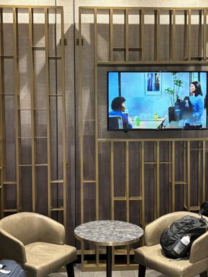 PLAZA PREMIUM LOUNGE DFW TERMINAL E - Updated October 2025 - 86 Photos & 84 Reviews - 2400 ...