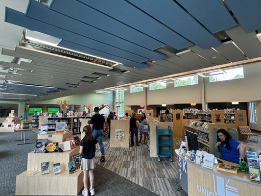 SOUTHWEST REGIONAL LIBRARY - Updated December 2025 - 22 Photos - 1515 ...