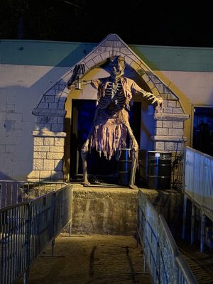 FOLKLORE HAUNTED HOUSE - Updated December 2025 - 25 Photos & 36 Reviews ...