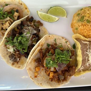 TACO MAYA - Updated December 2024 - 91 Photos & 49 Reviews - 3053 N ...