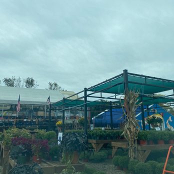 HOLLY DAYS NURSERY, GARDEN CENTER, & LANDSCAPING - Updated June 2026 ...