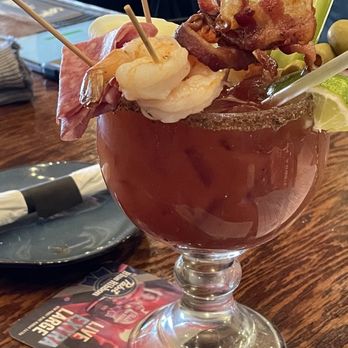 HIGHWAY HOUSE - Updated March 2025 - 171 Photos & 219 Reviews - 5653 N ...