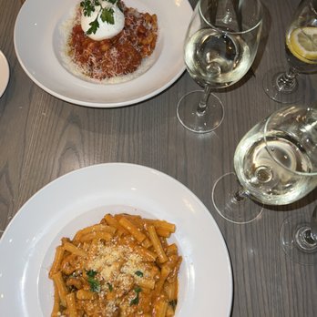 IL MASSIMO - Updated May 2024 - 440 Photos & 344 Reviews - 400 Legacy ...