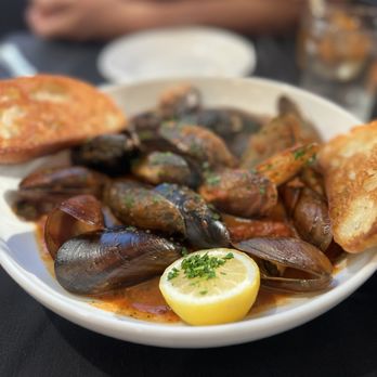 MARRELLI’S - Updated October 2025 - 73 Photos & 39 Reviews - 33 Glenway ...