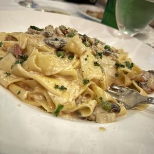 VIA VENETO RISTORANTE - Updated December 2025 - 44 Photos & 103 Reviews ...