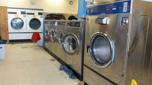 SPINCYCLE COIN LAUNDRY - Updated January 2026 - 3503 S New Braunfels ...